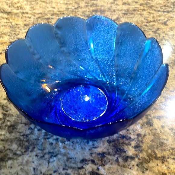 Arcoroc | Kitchen | Vintage Arcoroc France Cobalt Blue Large Glass Bowl ...